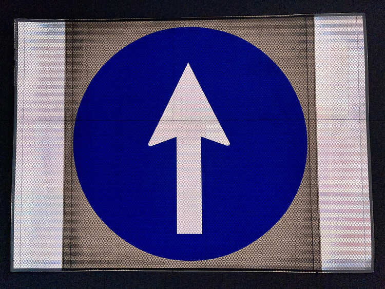 PVC Waterproof Micro Prisms Tripod Temporary Traffic Signs | Prismatic ...