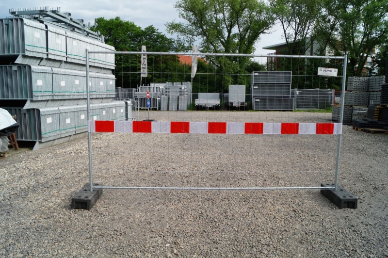 Red White Reflective Strip For Security Fencing | Prismatic reflective ...