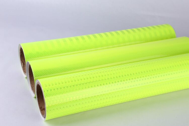 Fluorescent Yellow Reflective Honeycomb PVC Vinyl Sheeting | Prismatic ...